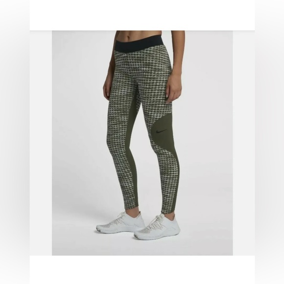 Nike | Pants & Jumpsuits | Nike Pro Hyperwarm Training Tights Womens ...